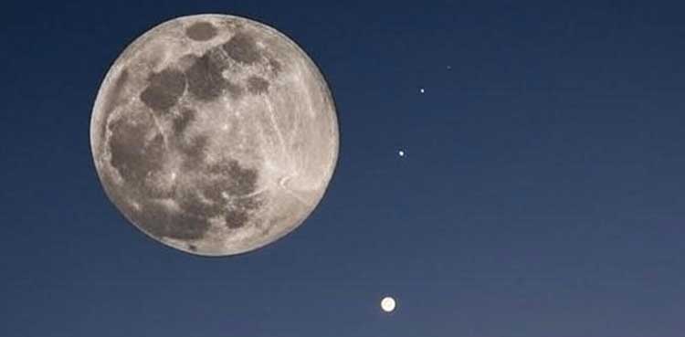 What Planet Is Next to the Moon Tonight?