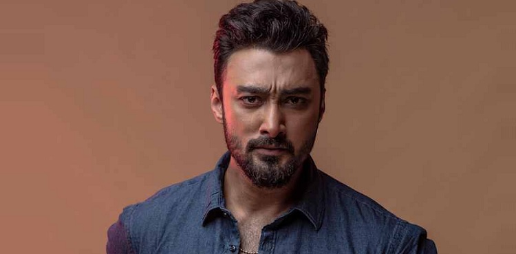 Umair Jaswal pens heartfelt note for wife on wedding anniversary