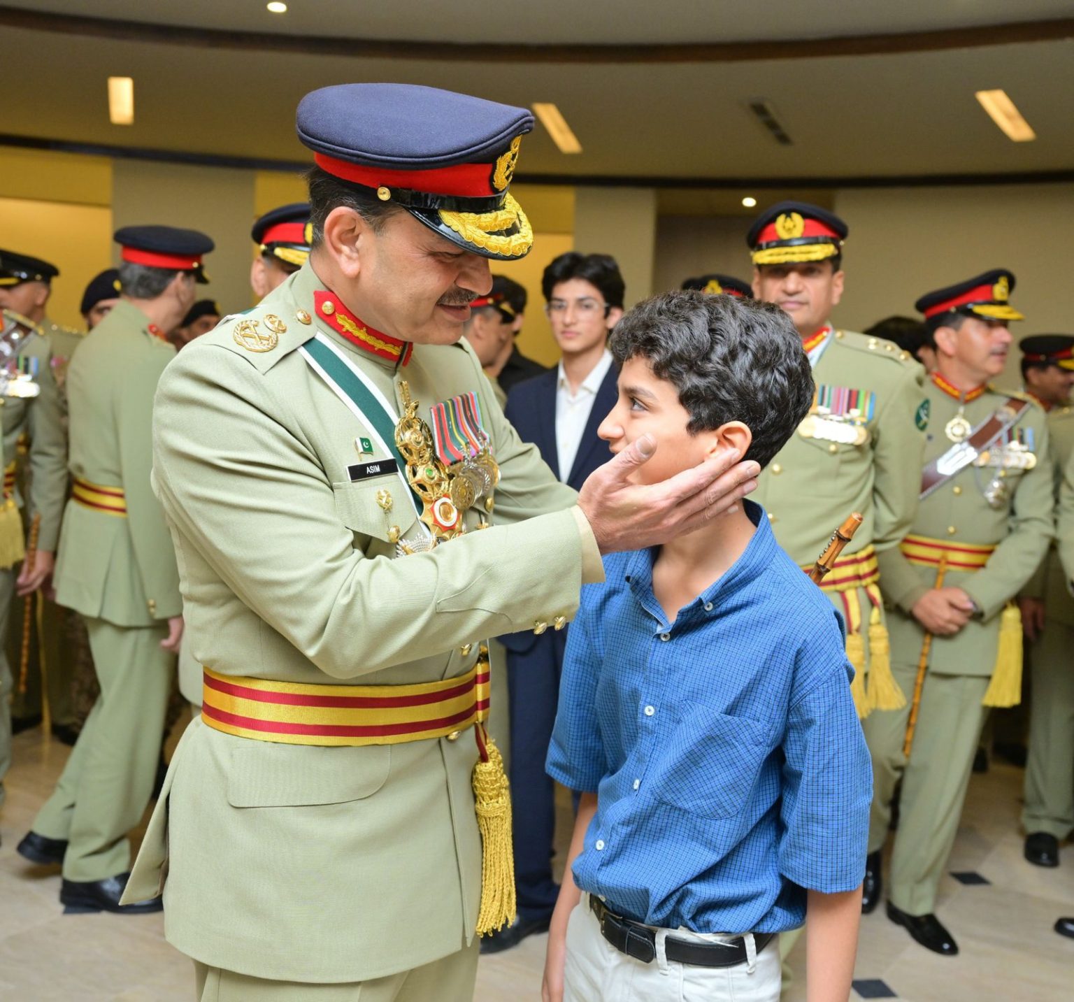 Asim Munir confers military awards upon Pakistan Army personnel